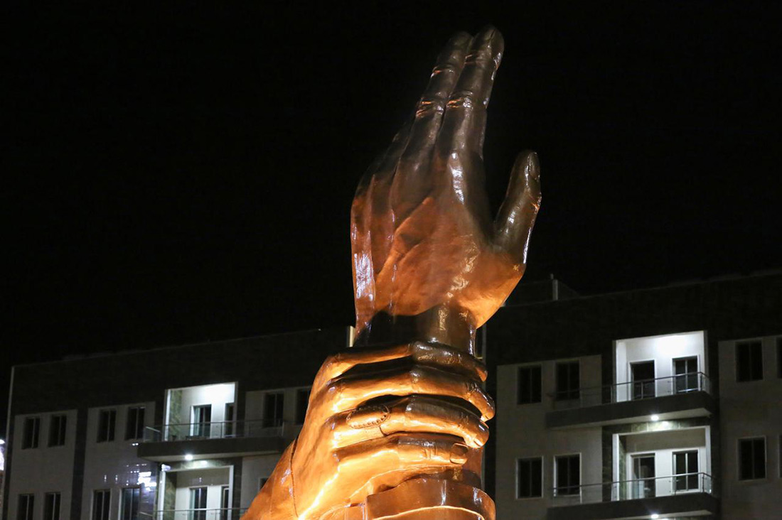 Sculpture Ghadeer-e-Khum – Shia Multimedia